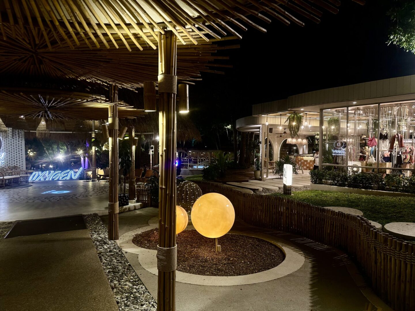 The Oxygen Pattaya – 株式会社アクア